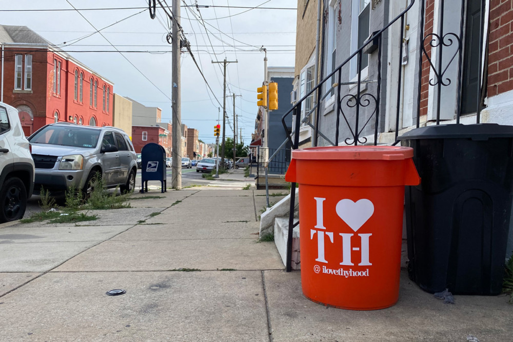 I Love Thy Hood fights litter, one trash can at a time. – Green Philly