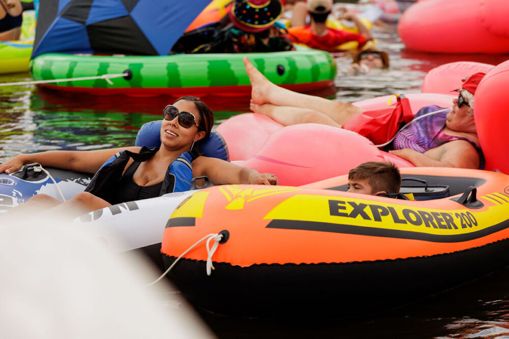 Making Waves: 4th Annual Floatopia encourages locals to embrace the Delaware River – Green Philly